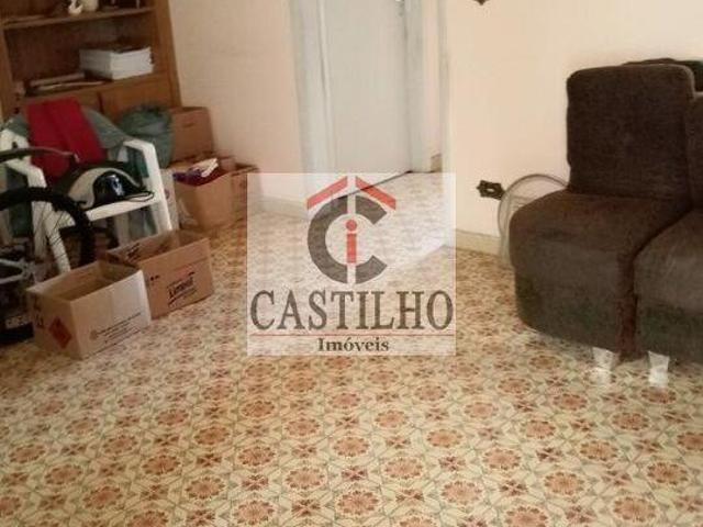 TERRENO COM 3 CASAS A VENDA. SOBRADO Nr 116. CASA 1 E 2 Nr 118 NA MOOCA