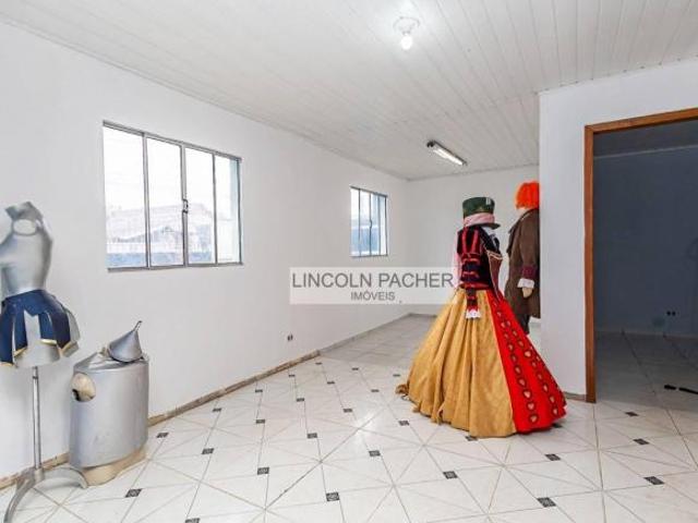 Terreno com 3 casas/Alm. Tamandaré