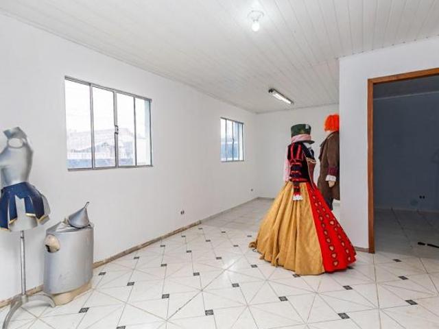 Terreno com 3 casas/Alm. Tamandaré