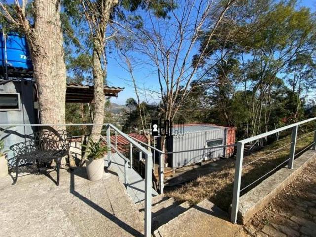 Terreno com 3 chalés à venda por R$ 405.000 Estrada Real Juiz de Fora/MG