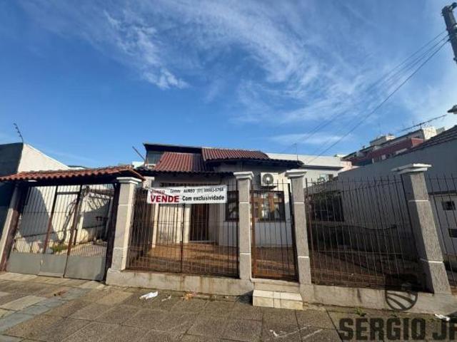 TERRENO COM 3 IMOVEIS COM ENTRADAS INDEPENDENTES
