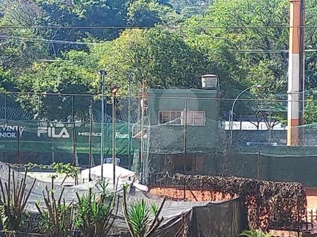 Terreno com 3 quartos à venda em Alto de pinheiros SP