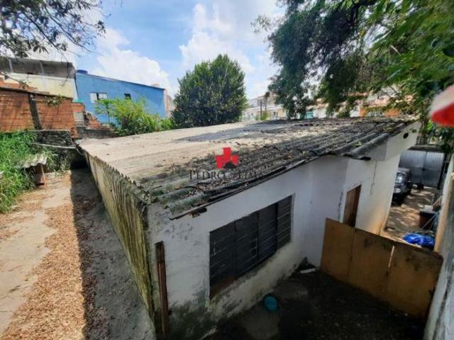 Terreno com 3 saídas em ruas diferentes na Penha