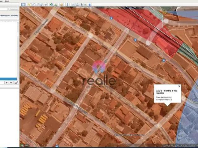 Terreno com 3.100 m2 no Centro da cidade, pode construir prédio de até 10 andares, local plano, à ve