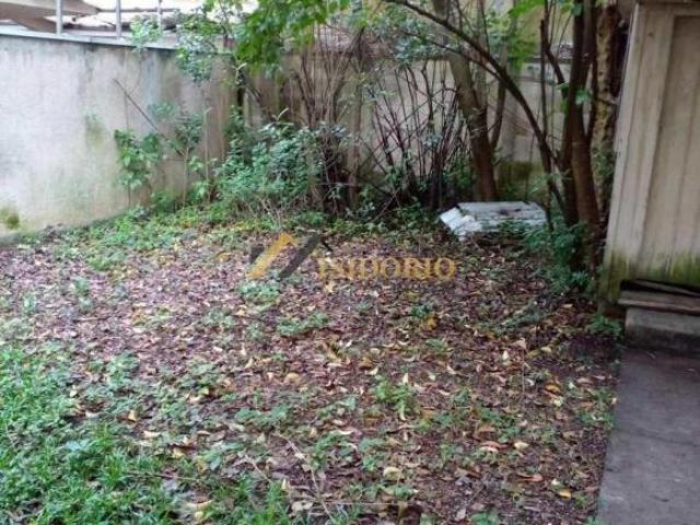 TERRENO COM UMA CASA NO ALTO DA XV EM ÁREA RESIDENCIAL!