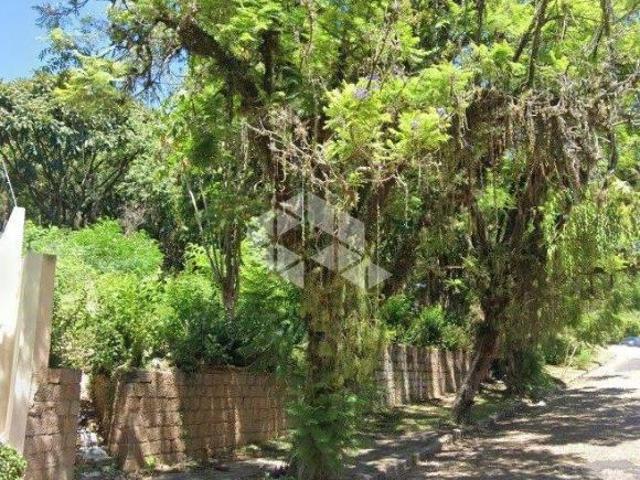 Terreno com viabilidade de construção em ótima localização no bairro Chácara das Pedras!