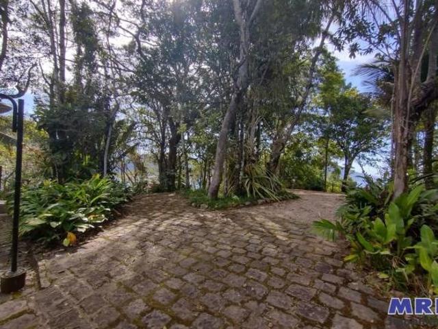 Terreno com vista mar, Praia Vermelha do Sul em Ubatuba. Condomínio fechado