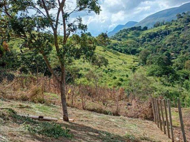 TERRENO COM VISTA PARA SERRA DA MOEDA, PERTO DA 040