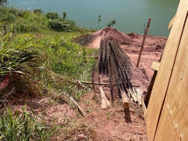 Terreno com acesso direto na Represa