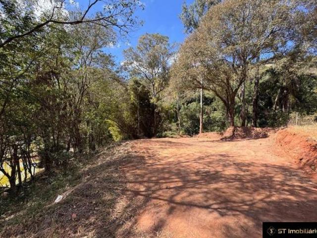 Terreno com Água a Venda em Atibaia/SP 1.750m² por R$280 mil