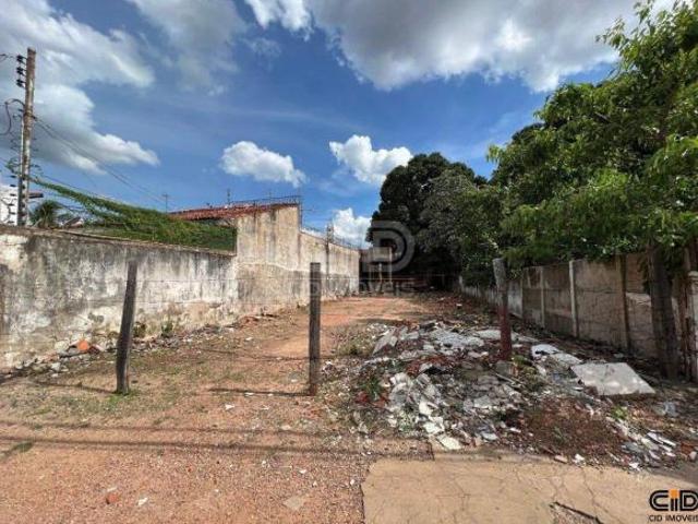 Terreno com aproximadamente 329m² no Centro Norte de Várzea Grande
