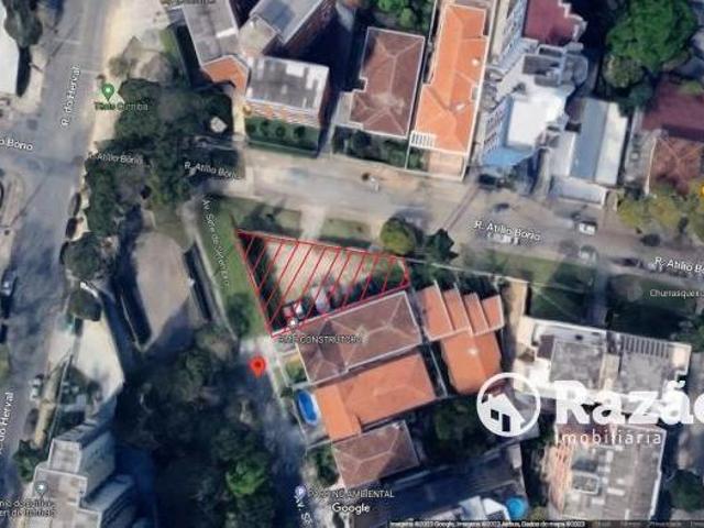 TERRENO COM ÁREA TOTAL 421,72m² CRISTO REI REF 5519