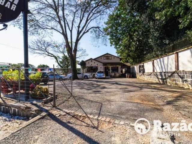 TERRENO COM ÁREA TOTAL 945,32m² ZR2 GUABIROTUBA REF 5843