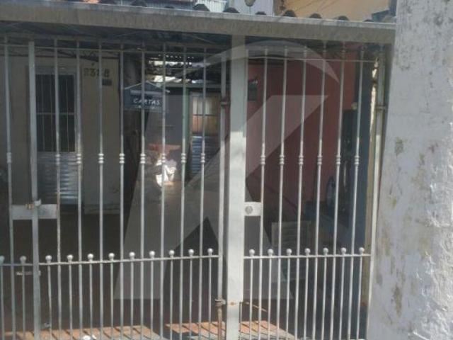 Terreno com Casa antiga