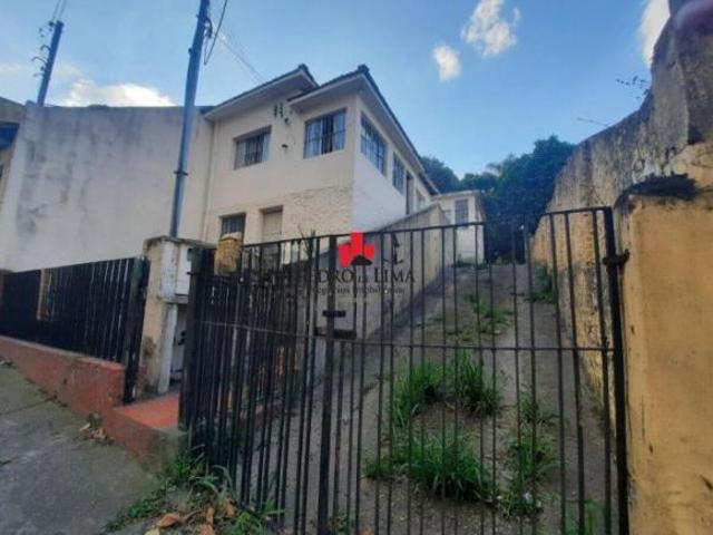 Terreno com casa antiga na Vila Matilde