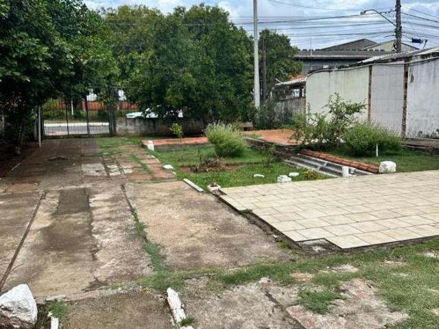 Terreno com casa de madeira, à venda por R$ 266.000,00 excelente localização em Gravataí/RS