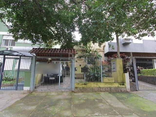Terreno com Casa Para comprar com 3 dormitórios 111 m²