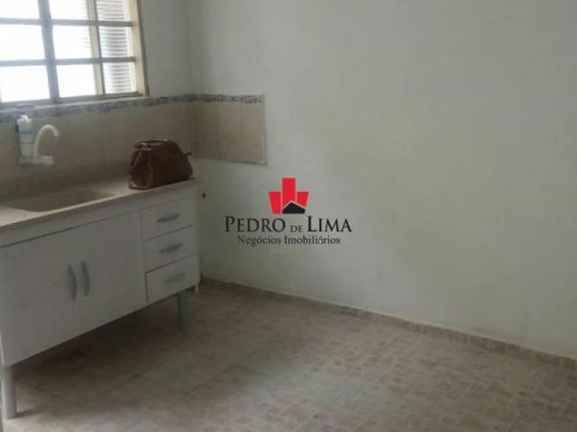 Terreno com casa térrea na região da Penha