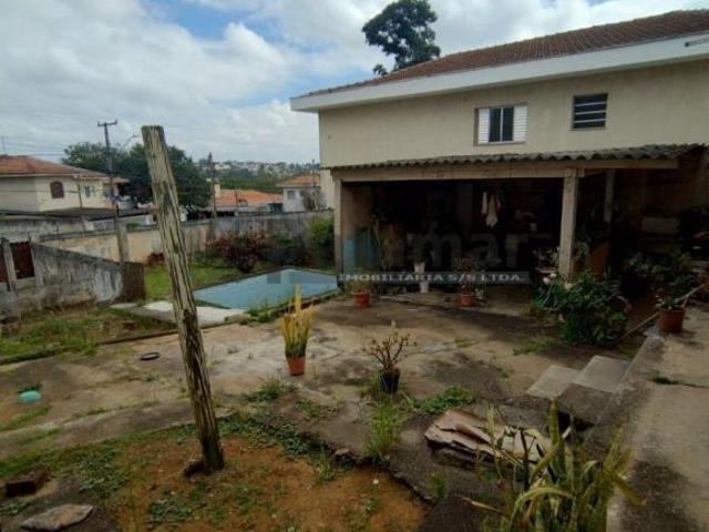 Terreno com Casa Velha nos fundos à Venda com 276m²
