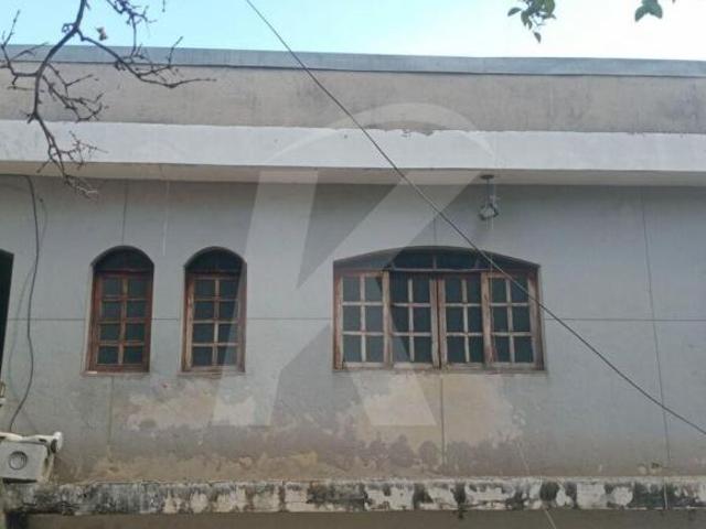 Terreno com casa velha a venda 354 na vila Maria Alta