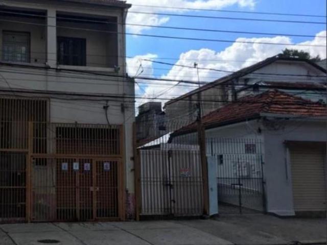 Terreno com casas à venda na Vila Deodoro com 800m²