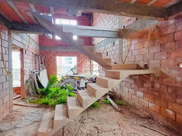 TERRENO COM CONSTRUÇÃO À VENDA NO CONDOMÍNIO BRISAS DA MATA EM JUNDIAÍ/SP