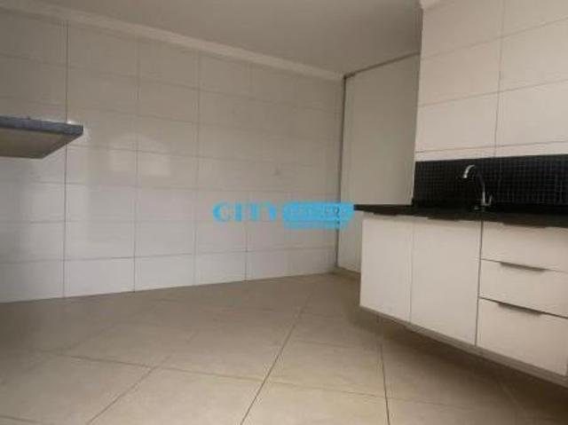 Terreno com duas casas à venda 240m², 4 dormitórios, 5 banheiros, 2 vagas