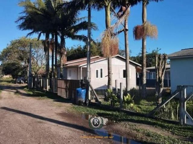 Terreno com duas casas a venda em torres