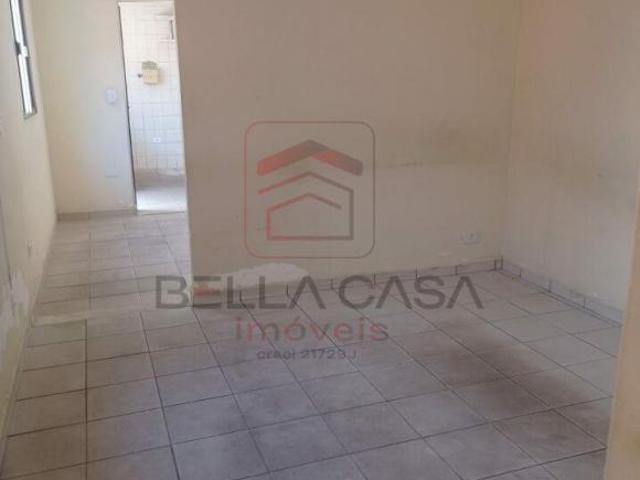 Terreno com duas casas e salão comercial