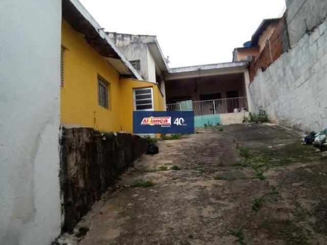 Terreno com duas casas e um salão no Picanço Guarulhos/sp