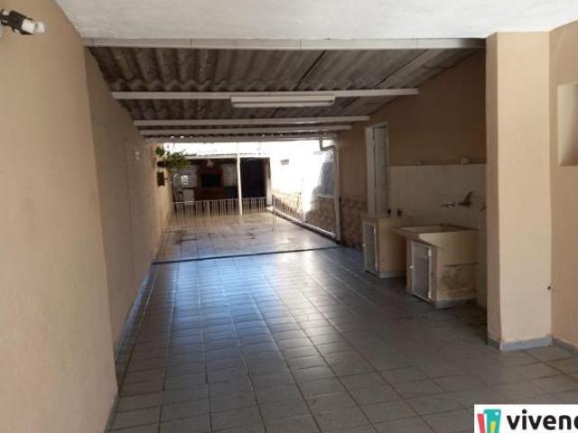 TERRENO COM DUAS CASAS PRÓXIMO AO MAXI SHOPPING, BAIRRO JARDIM RIO BRANCO!