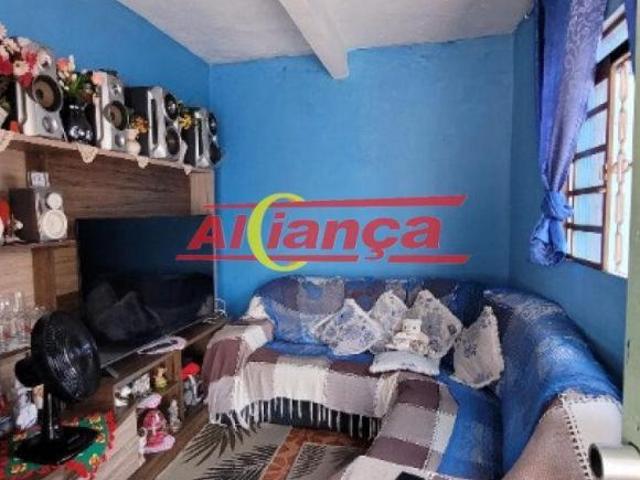 Terreno com duas casas 250 metros de terreno