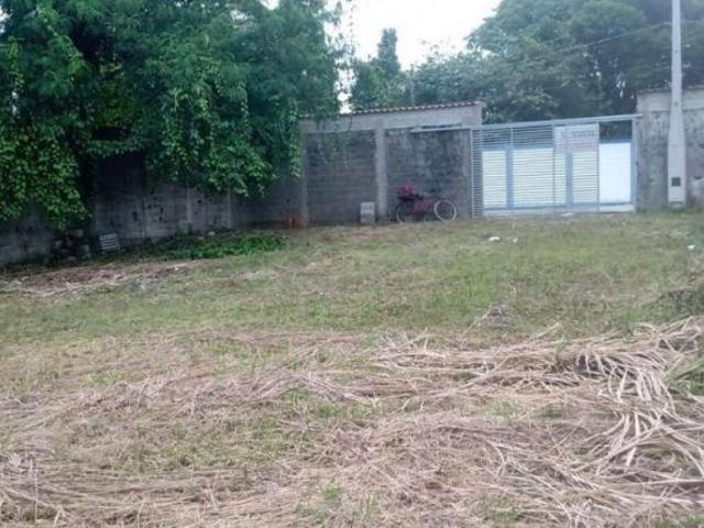 Terreno com escritura e liberação ambiental em Itanhaém