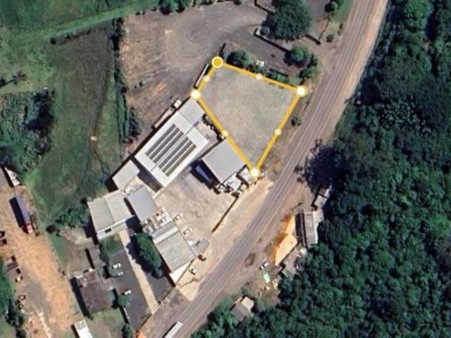 TERRENO COM EXCELENTE LOCALIZAÇÃO FRENTE DA TF 10, PRÓXIMO AO POLO PETROQUIMICO TRIUNFO RS