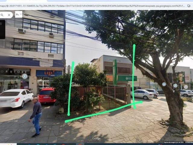 Terreno com Galpão de 198m² Próximo à Av. Assis Brasil