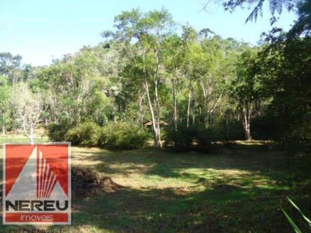 TERRENO COM LAGOS E RIACHO EM JUQUITIBA/SP 24.620,00M²