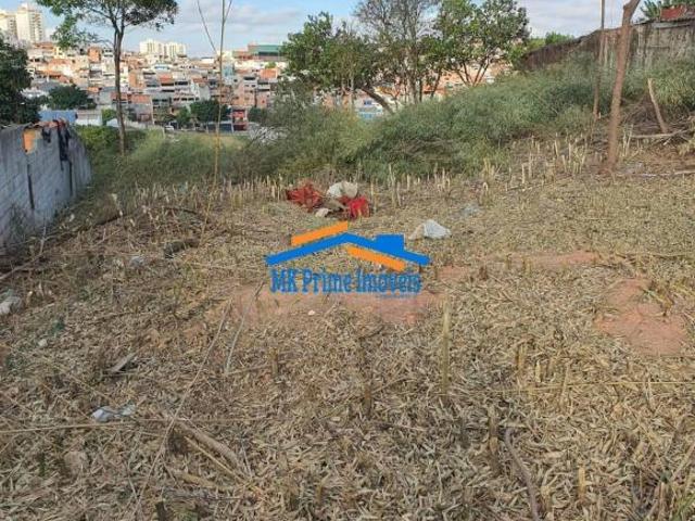Terreno com leve declive 989 mts² com 20 mts de frente Beirando o rodoanel