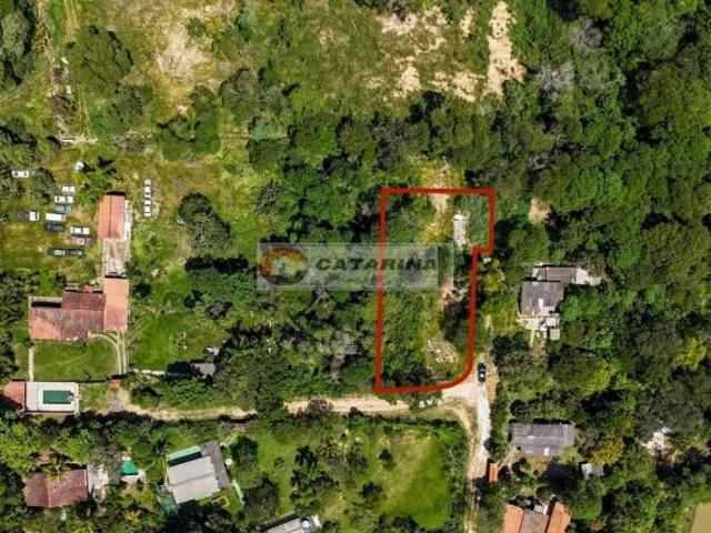 TERRENO COM LINDA VISTA E BOA LOCALIZAÇÃO!
