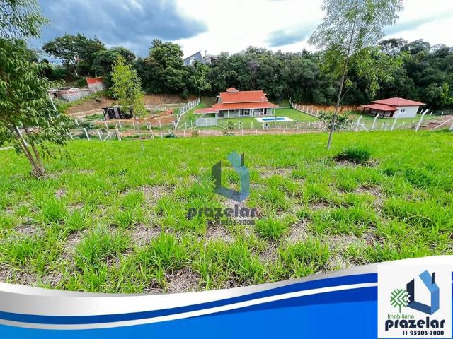 Terreno com linda vista em Condomínio na Cidade de Mairinque