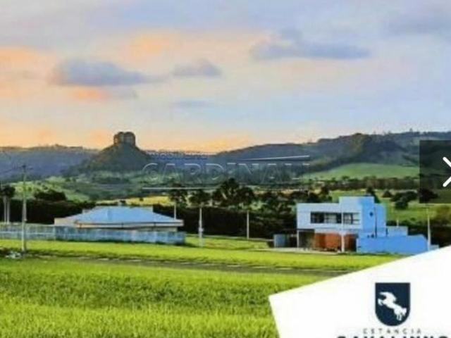 Terreno com lista vista