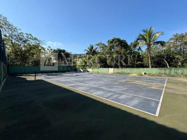 Terreno com localização privilegiada no Condomínio Pernambuco II