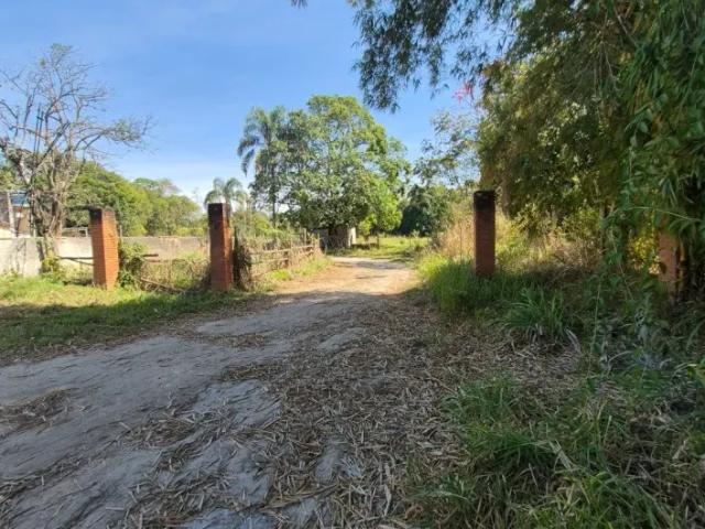 Terreno com mais de 7.000 m² à venda, no centro de Porto Real RJ