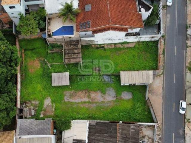 Terreno com mais de 900 m² próximo à Av. Mato Grosso