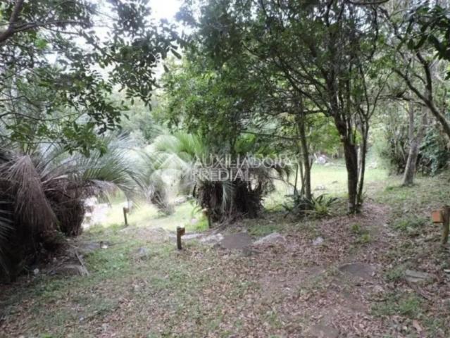 Terreno com matricula na Praia do Rosa