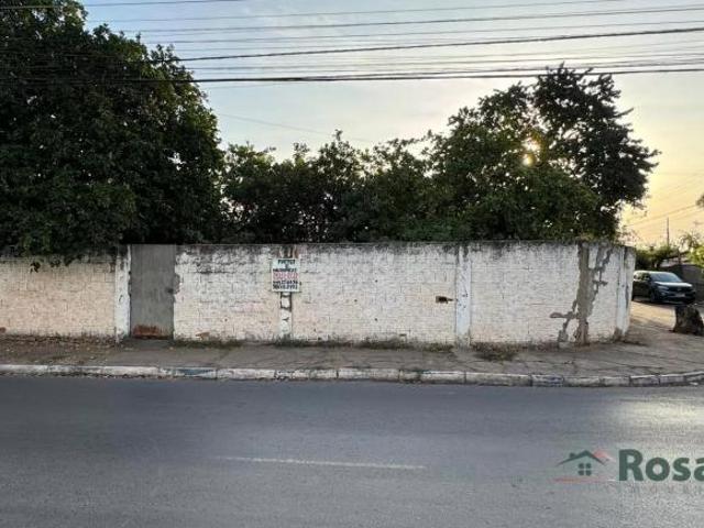 Terreno com ótima localização à venda no bairro Coophema em Cuiabá com 728m² em frente ao Condomínio