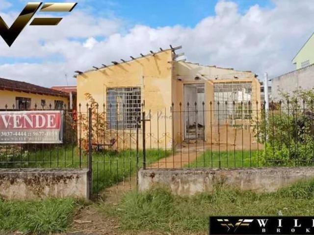 Terreno com potencial construtivo! Plano e di