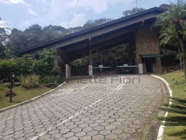 Terreno com projeto aprovado a venda em Condomínio na Serra da Cantareira!