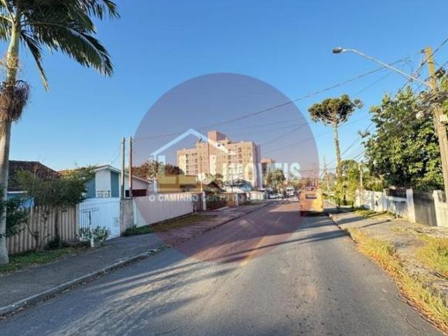 Terreno com projeto aprovado, com 180m². Excelente localização e ótima oportunidade de investimento!