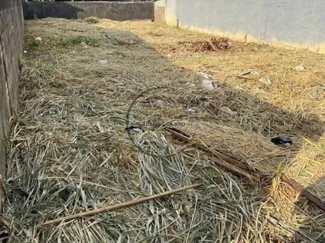 Terreno com projeto aprovado para 2 sobrados Jd. Cerejeiras em Atibaia