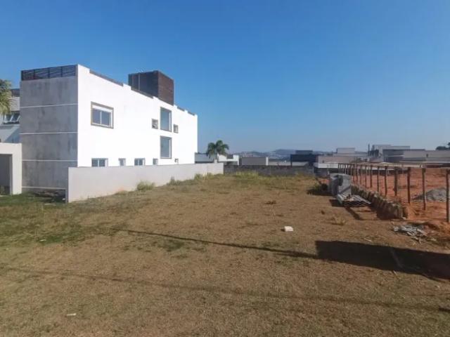 Terreno com projeto à venda Cond. Santa Paula na Granja Viana